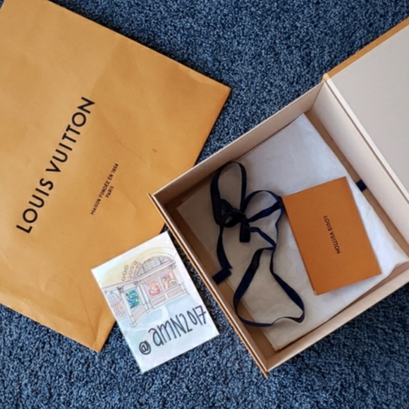 Louis Vuitton | Bags | Louis Vuitton Gift Box And Lv Shopping Bag ...